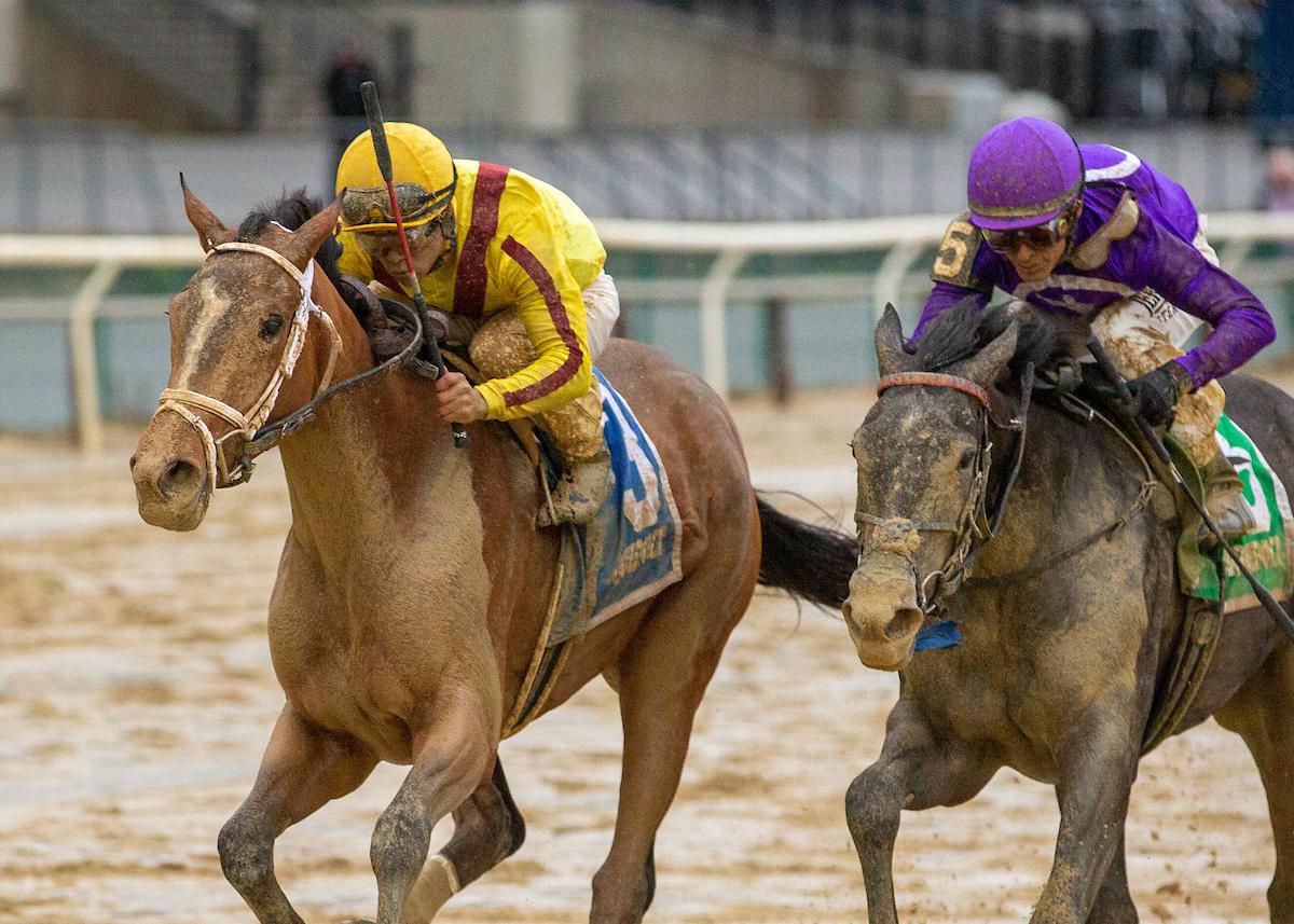 Dubyuhnell Wins Remsen, Malathaat Sister Julia Shining Takes Demoiselle ...