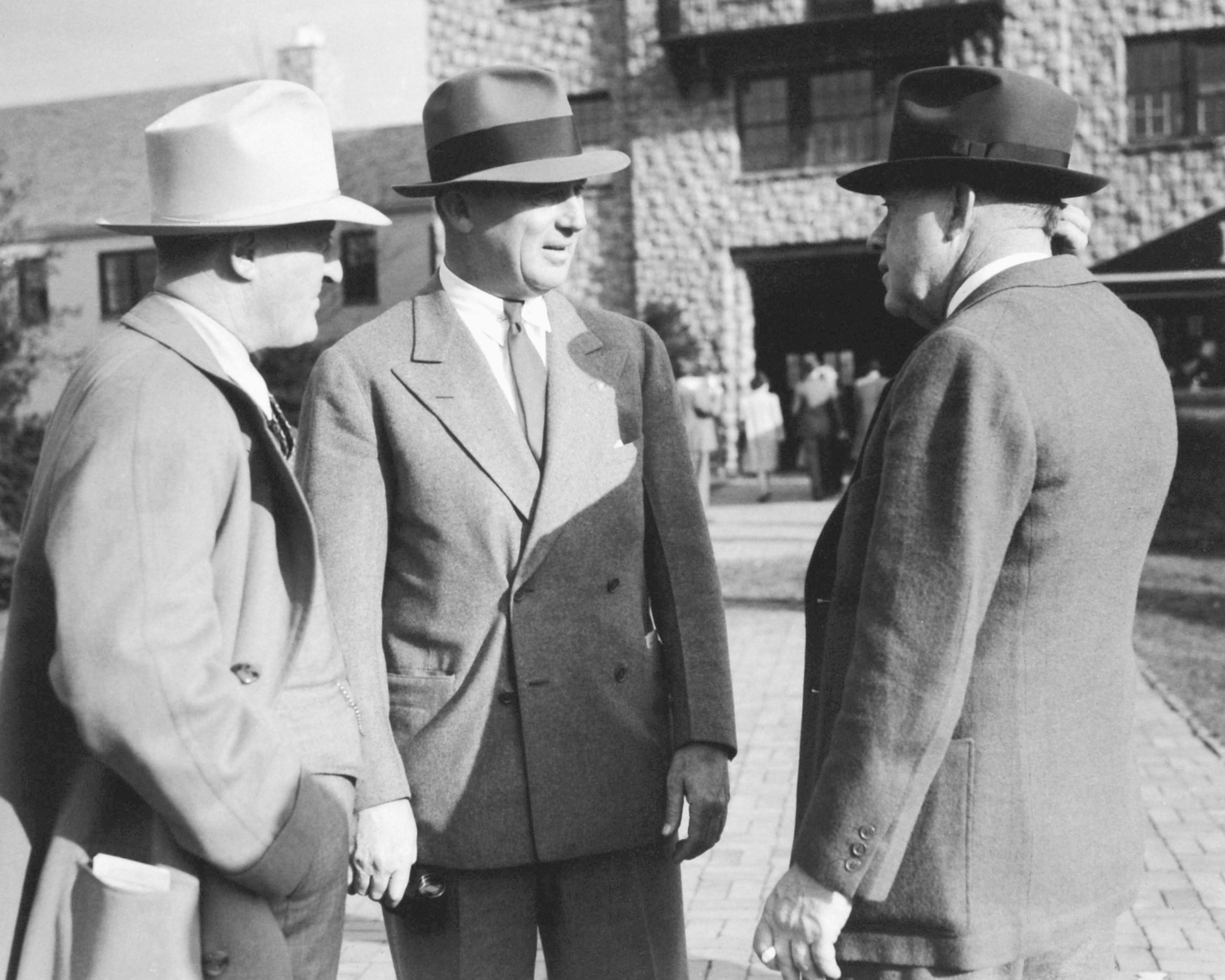 For Love of the Horse, For Generations to Come: A History of Keeneland ...