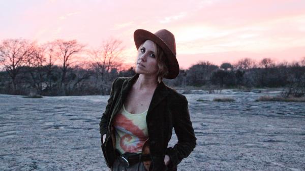 How Horses Taught Texas Country Starlet Jamie Lin Wilson About Life ...