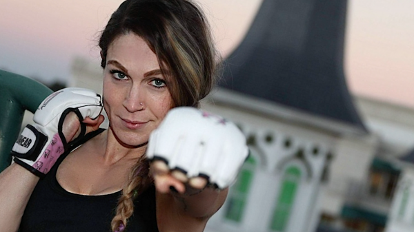 Hooks & Horses: Meet MMA Fighter and Jockey Chel-c Bailey | America's ...