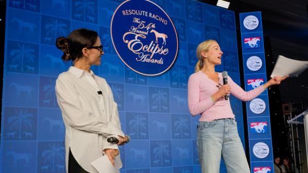 ‘The Oscars of Horse Racing’: Lindsay Czarniak Co-Hosts the 54th ...